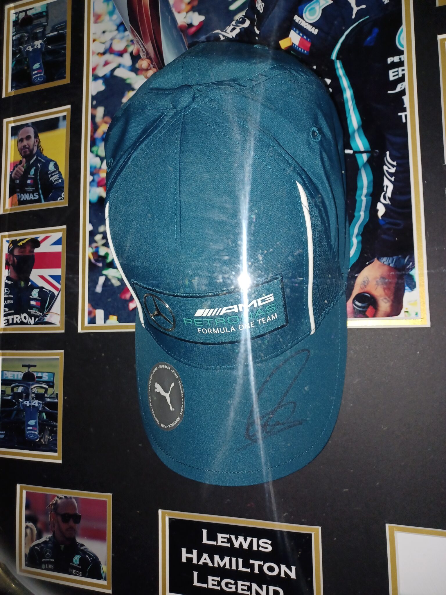 Framed LEWIS HAMILTON SIGNED CAP – Signed Memorabila Shop