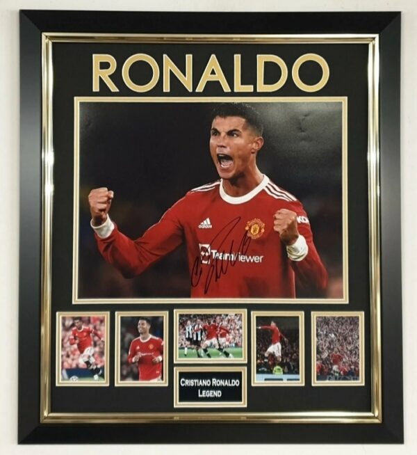 Cristiano Ronaldo of Manchester United Signed Photo – Signed Memorabila ...