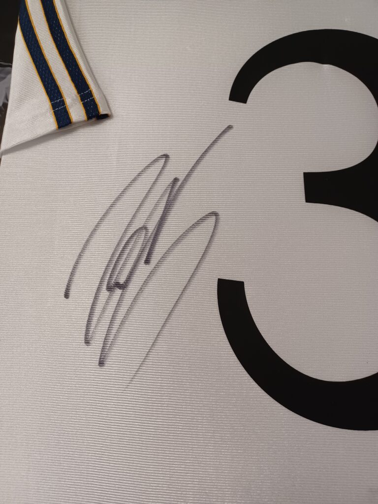 Roberto Carlos – Signed Memorabila Shop