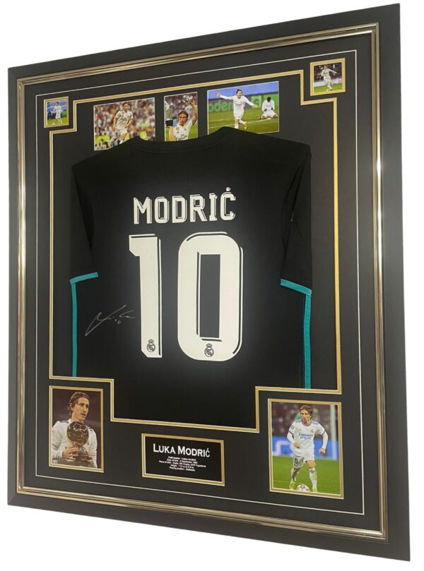 MADRID Legend Luka Modric Signed Shirt – Signed Memorabila Shop