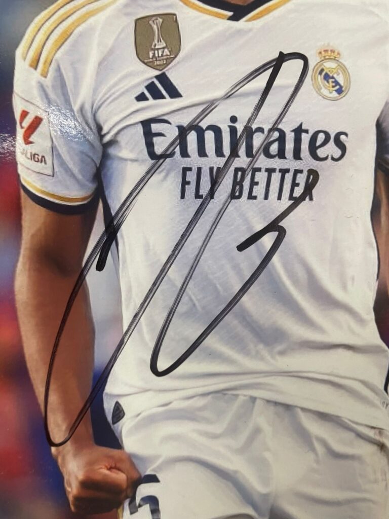 Madrid Legend Jude Bellingham signed Photo with Shirt – Signed ...